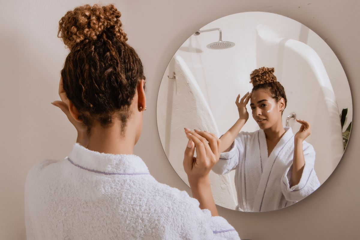 Skin Flooding Routine: When Intense Hydration Helps (and When It Hurts ...